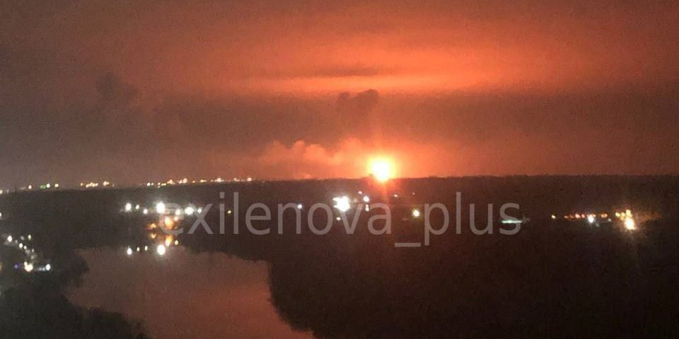 Syzran refinery goes up in flames after series of explosions - video ...