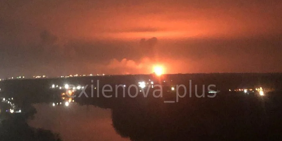 Syzran refinery goes up in flames after series of explosions - video ...