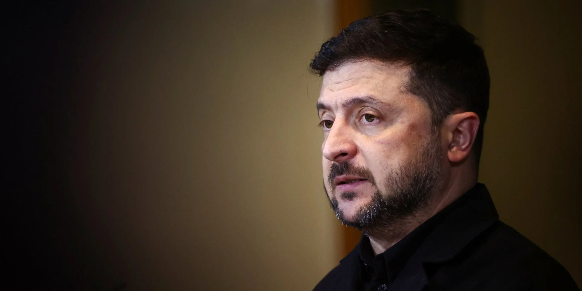 Zelenskyy: Security guarantees, economy, peace plan to top Trump ...