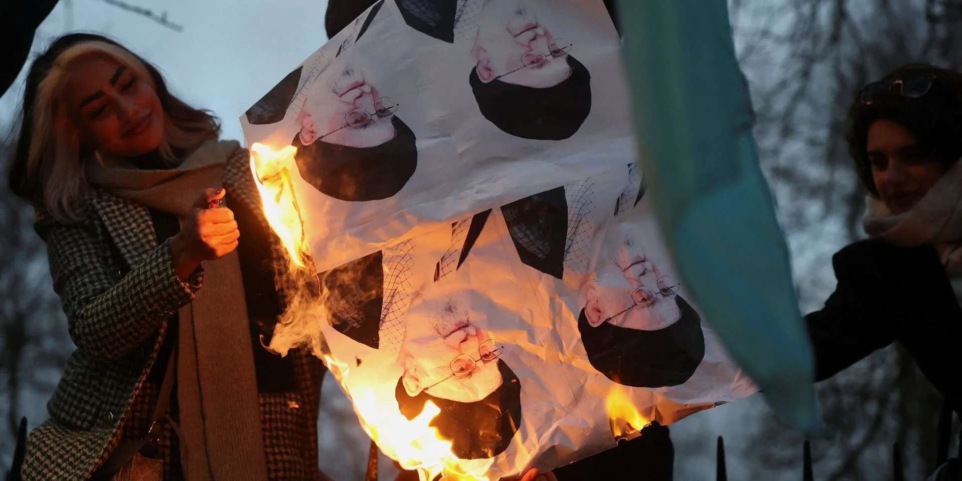 Протесты в Иране утопят в крови, если Трамп не вмешается — Ауслендер ...