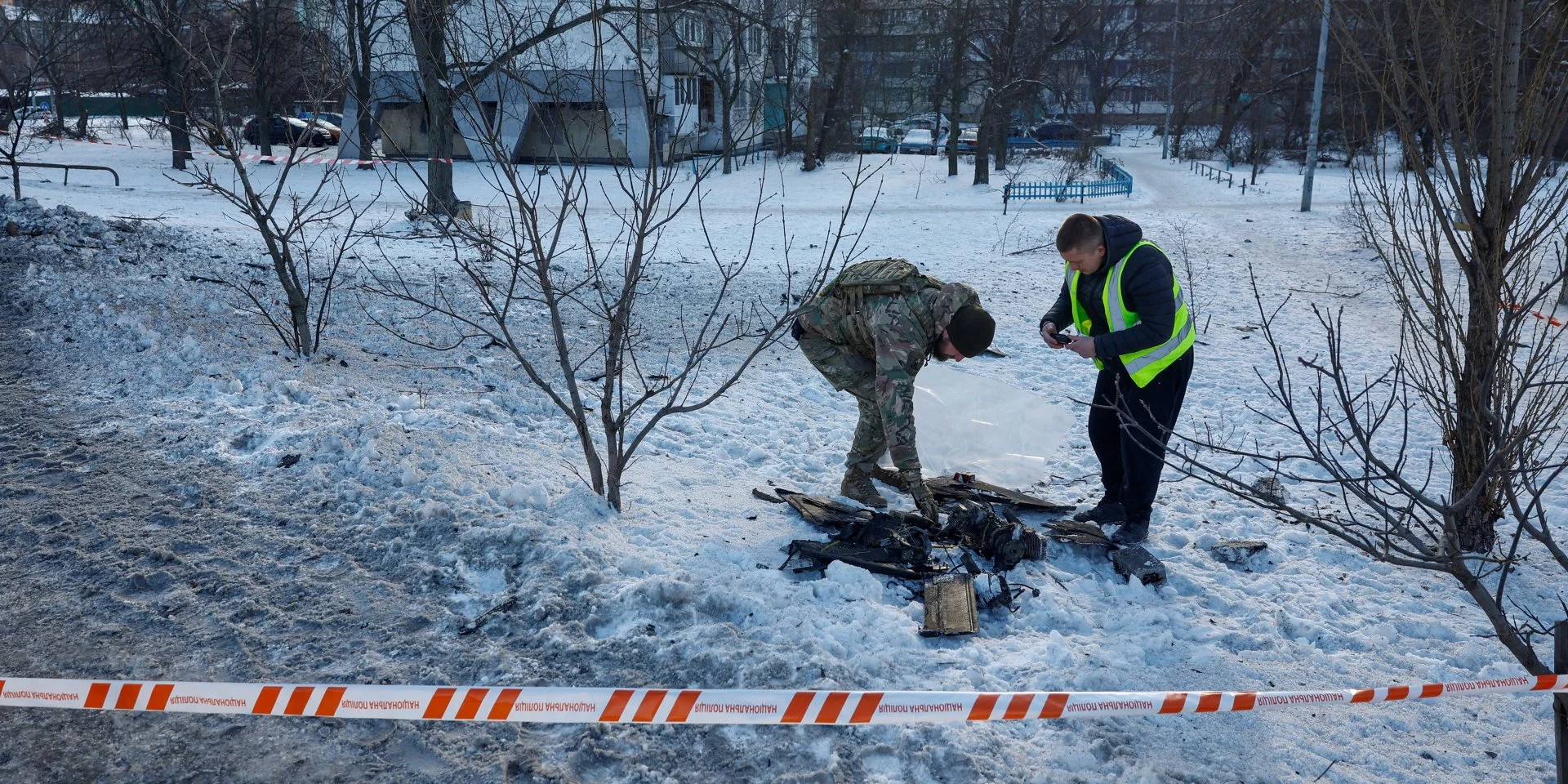 Russia fires ship-killer X-22 missiles at Kyiv in rare strike — Air ...