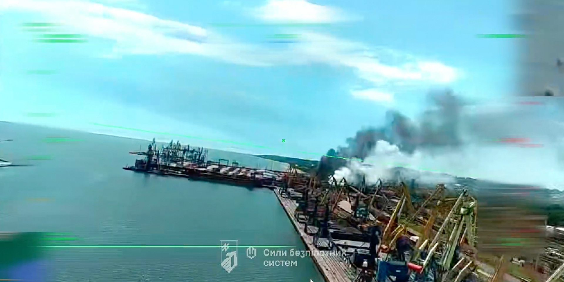 Ukrainian strike leaves occupied Mariupol port without power / The New ...