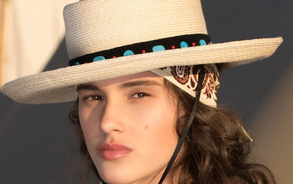 Сяючий нюд. Як зробити макіяж з показу круїзної колекції Dior 2018 / NV