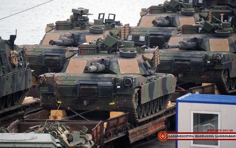 В Грузию прибыли американские танки Abrams и бронетранспортеры Bradley / NV