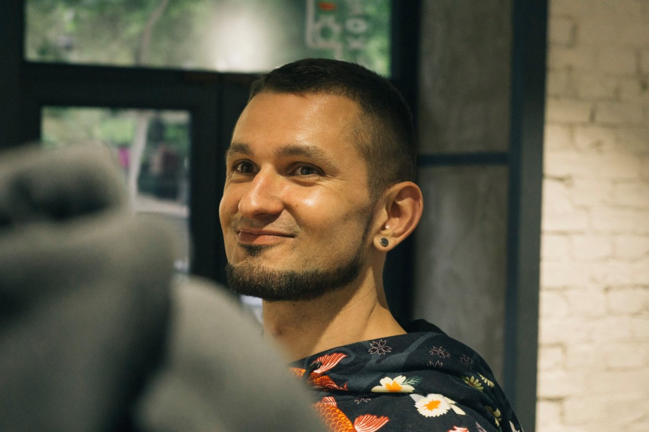 ЛГБТ — доброволець Віктор Пилипенко про життя до камінг-ауту і ...