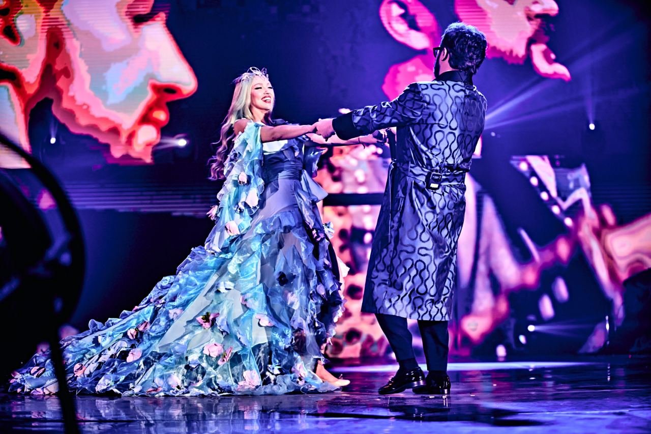 Щасливі люди: Оля Полякова та DZIDZIO презентували кліп до комедії Зірки по обміну / NV