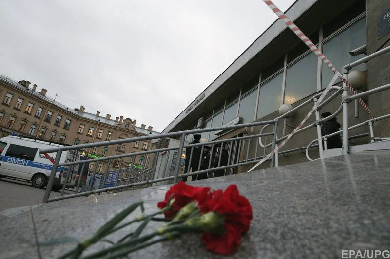 З'явилися перші фото з місця вибуху в метро Санкт-Петербурга / NV