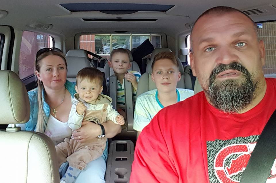 Василь Вірастюк розлучається з другою дружиною і заявив, що ділитиме ...