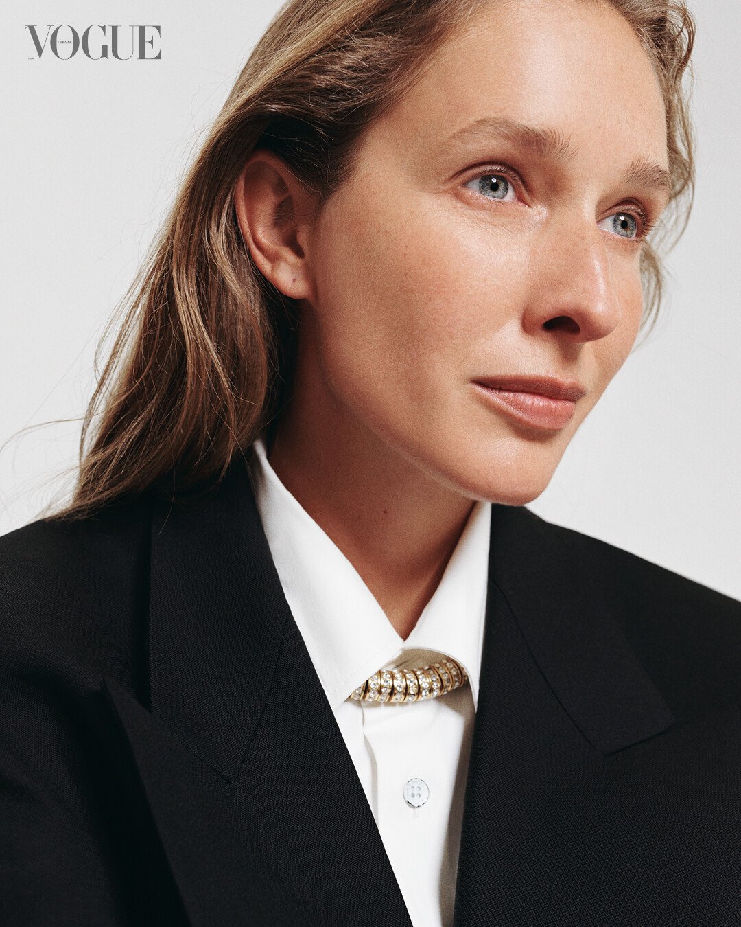 Катя Осадча знялася у фотосесії для Vogue у стильних образах і без макіяжу: фото / NV