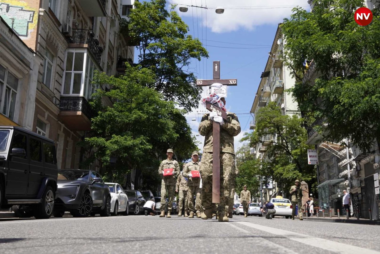 Kyiv held farewell for one of its 'ghosts' that defended it at the ...