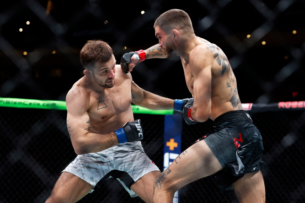 Ukrainian fighter Serhiy Sidey claims first UFC win in split decision ...