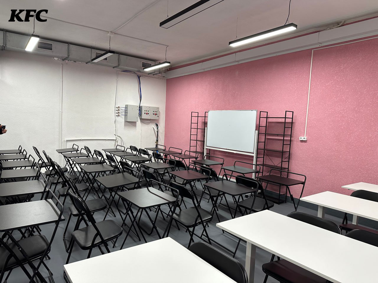 Укриття в Миколаєві ― KFC в Україні відкрило укриття в гімназії з допомогою фонду savED / NV