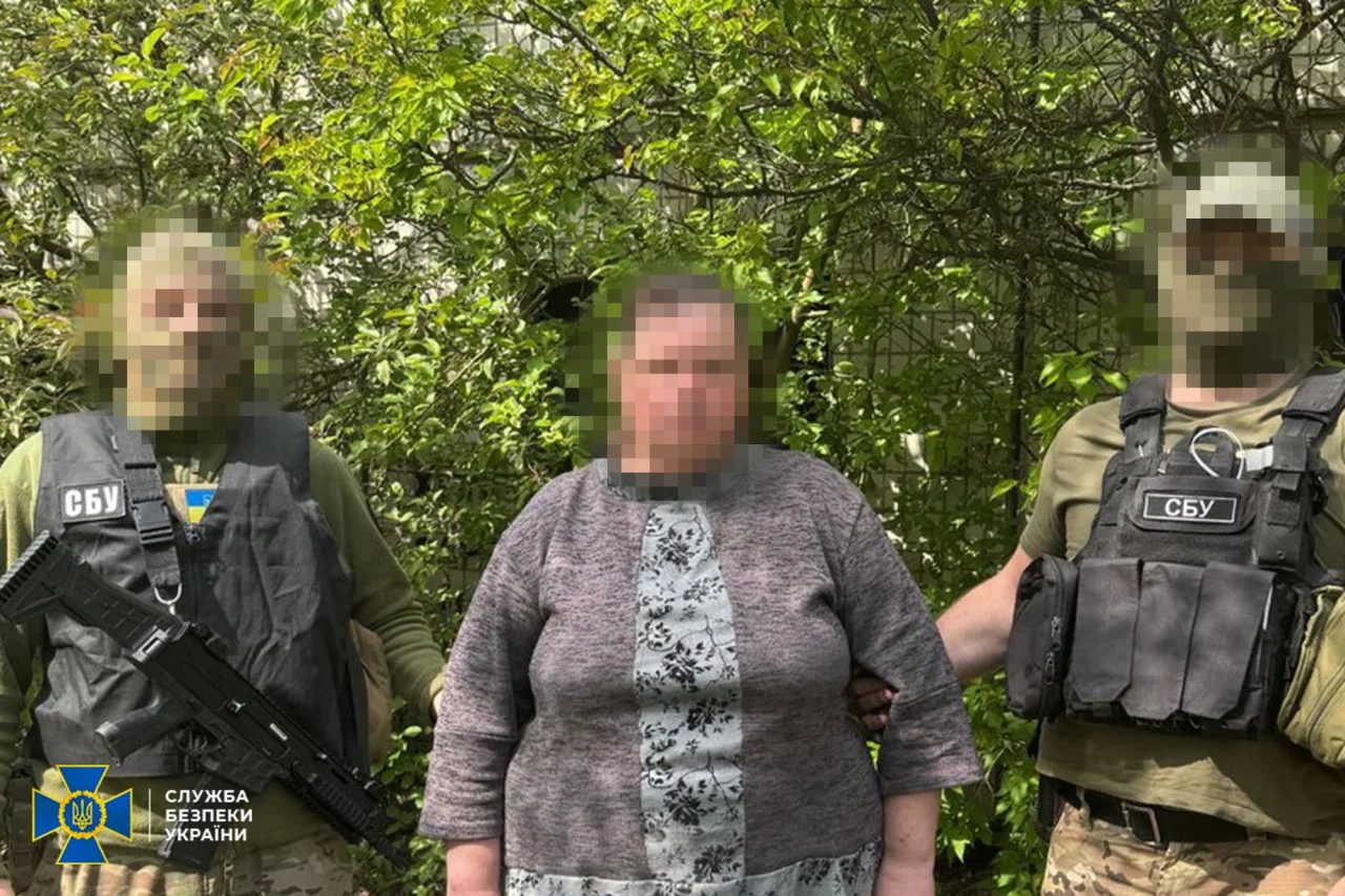 SBU uncovers FSB agent network in Donetsk aiding Russian strikes ...