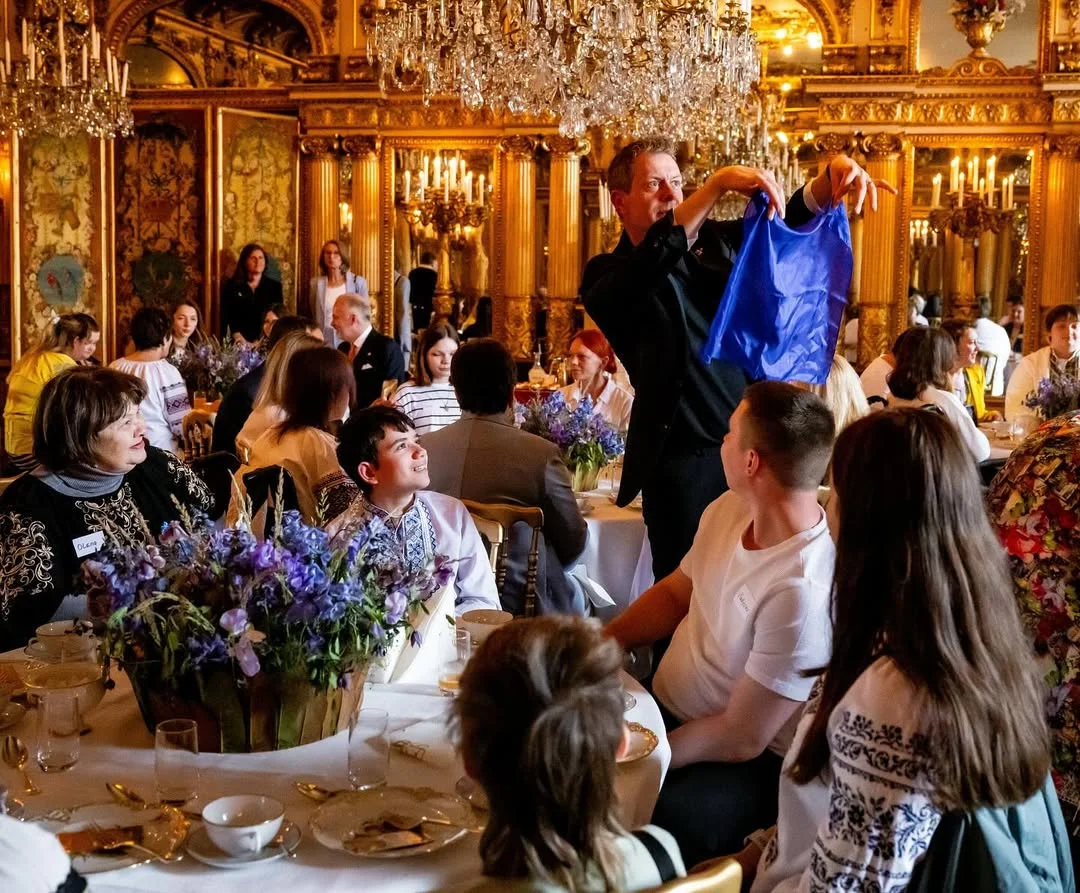 Swedish monarchs meet Ukrainian children at Royal Palace / The New ...