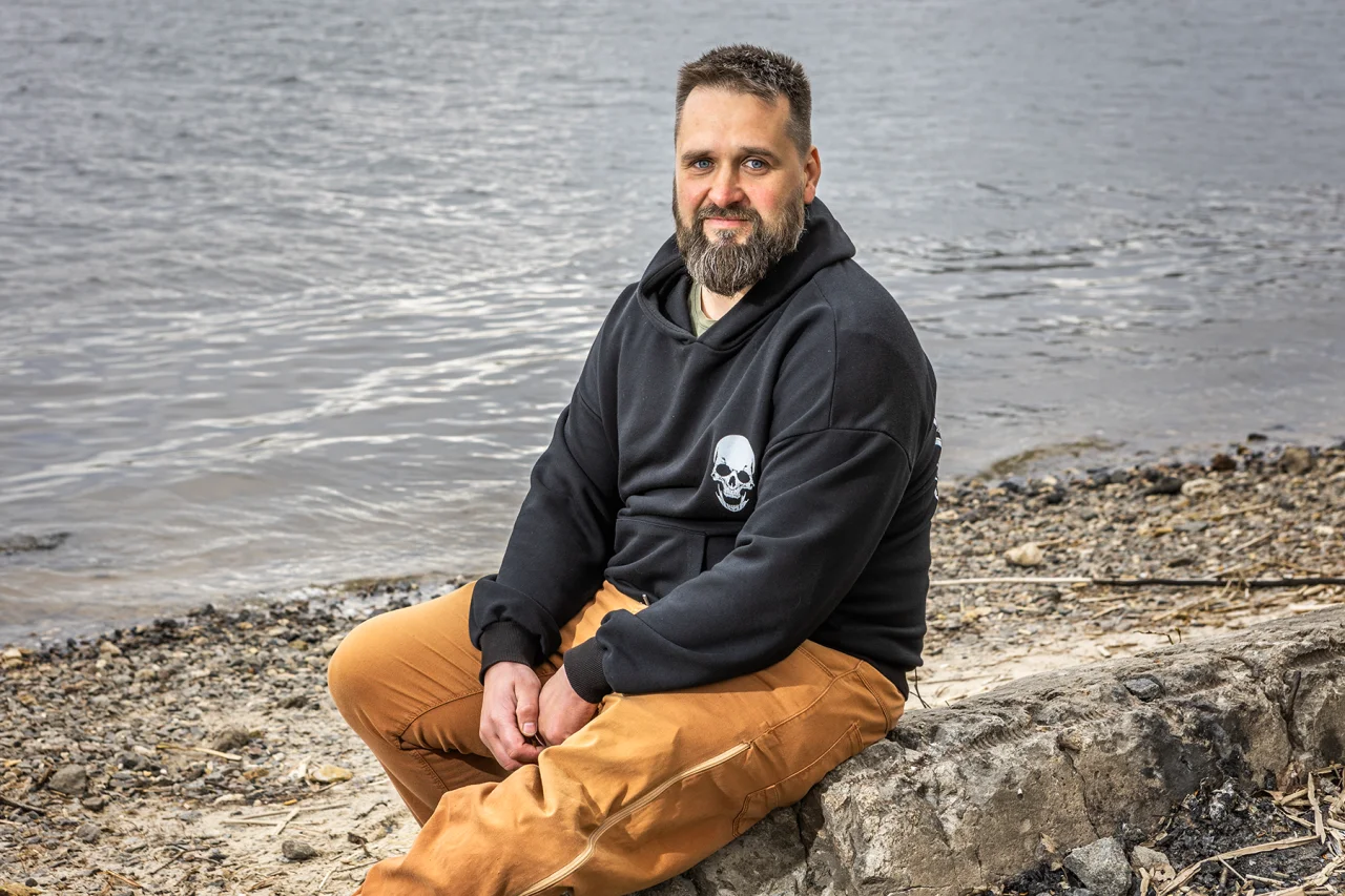 Ukrainian Marines’ secret Dnipro landing exposed: chaos, heroism, and ...