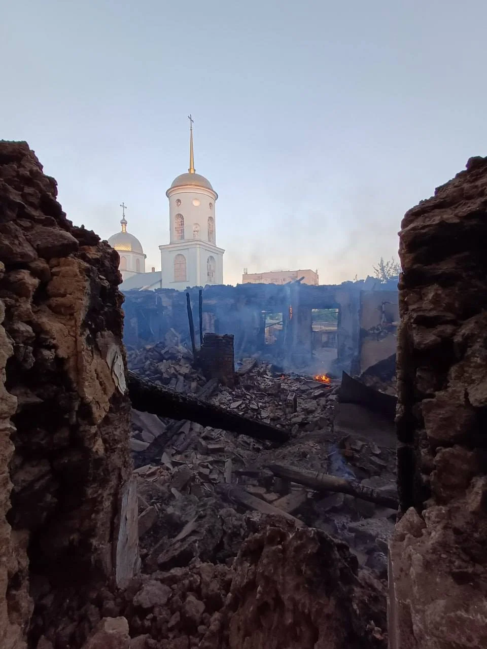 Russian strike hits oldest church in Kherson, damages 450-year-old ...