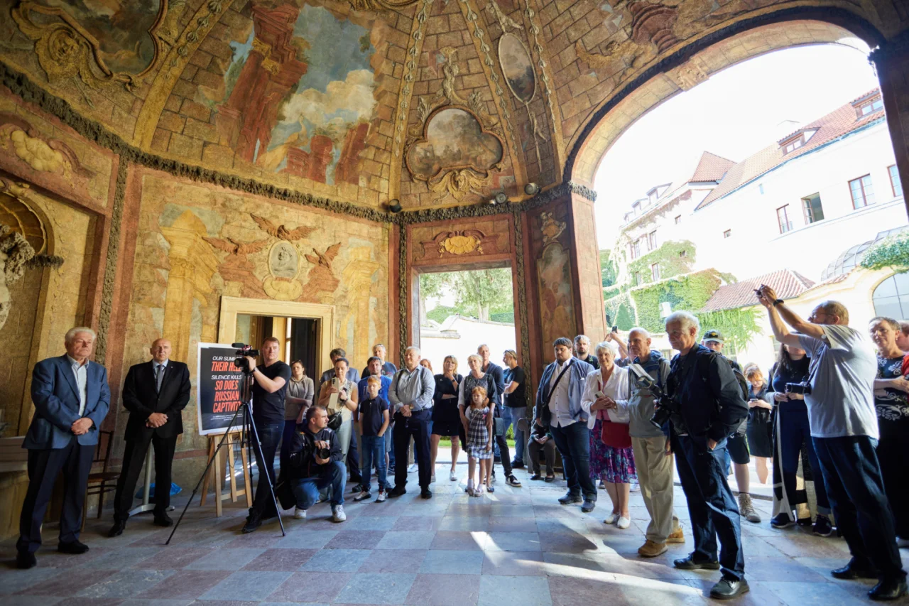 Ukraine war exhibition opens in Prague / The New Voice of Ukraine