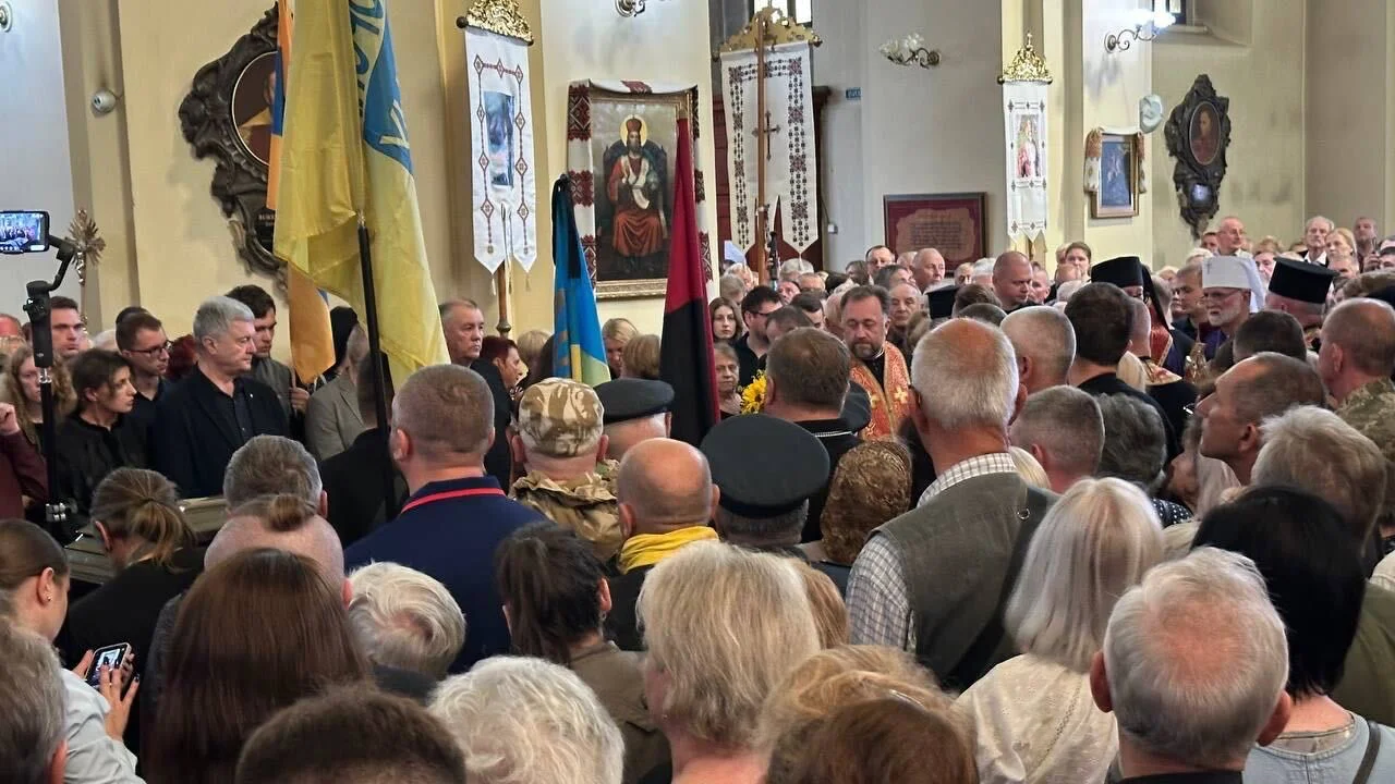Funeral for Ukrainian MP Andriy Parubiy begins in Lviv / The New Voice ...