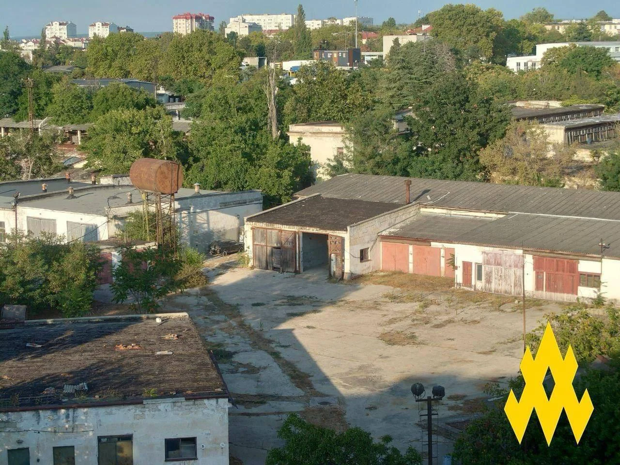 Ukrainian attacks destroy Russian military base in Sevastopol — Atesh ...