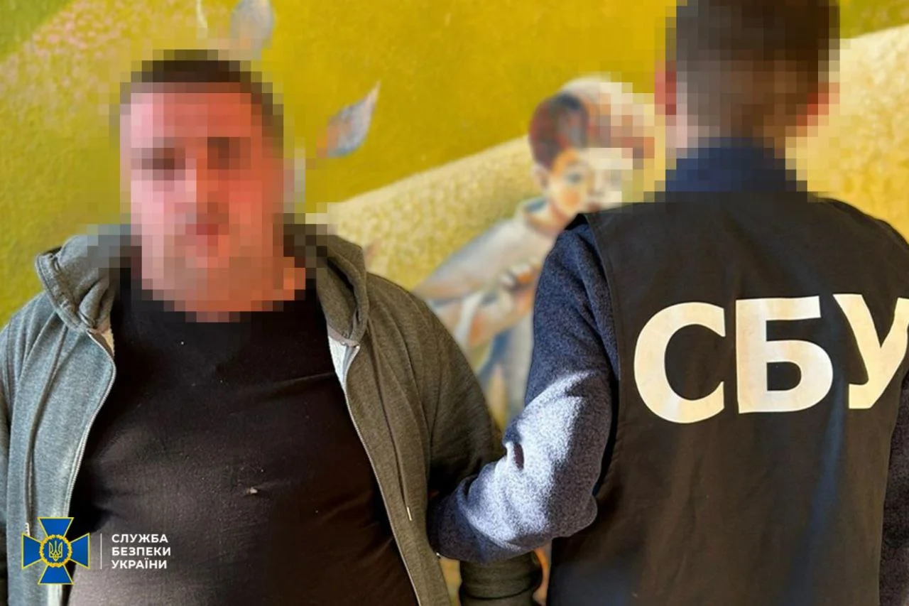 SBU detains 20 organizers of draft evasion schemes across Ukraine / The ...