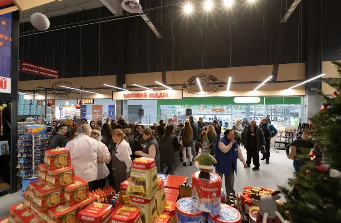 Fozzy Group открыла гипермаркет в черновицком ТРЦ Bukovyna Mall / NV