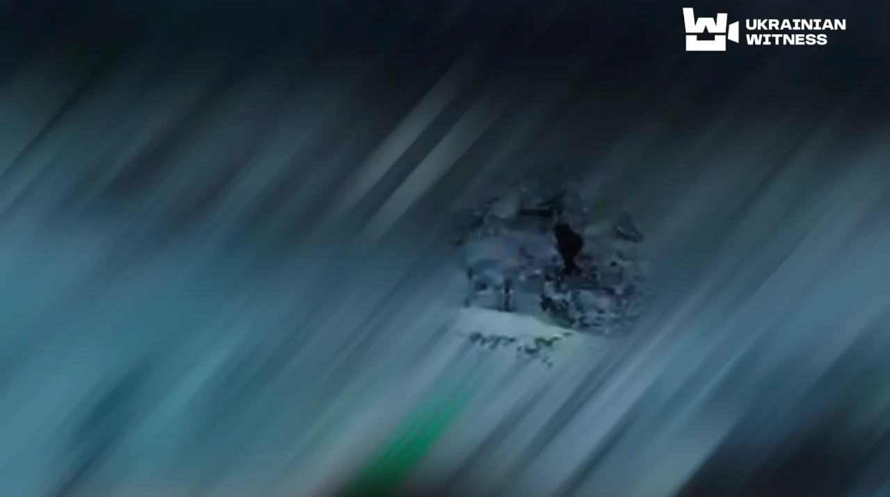 Ukrainian troops bring explosives into key Russian position / The New ...