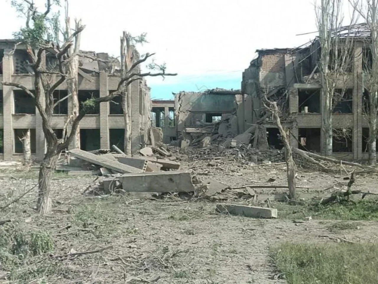 Russian attack on Donetsk Oblast kills five people / The New Voice of ...