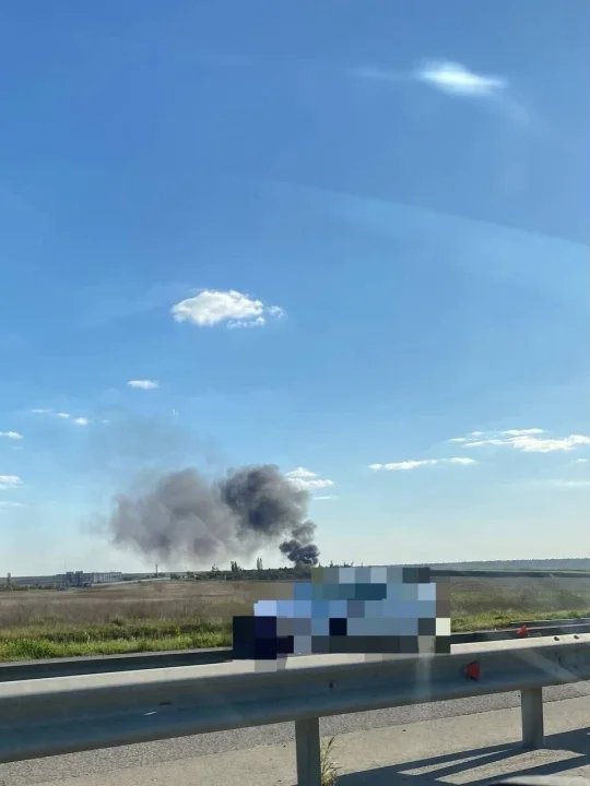 Military base on fire in occupied Crimea, photos show – Ukraine war ...