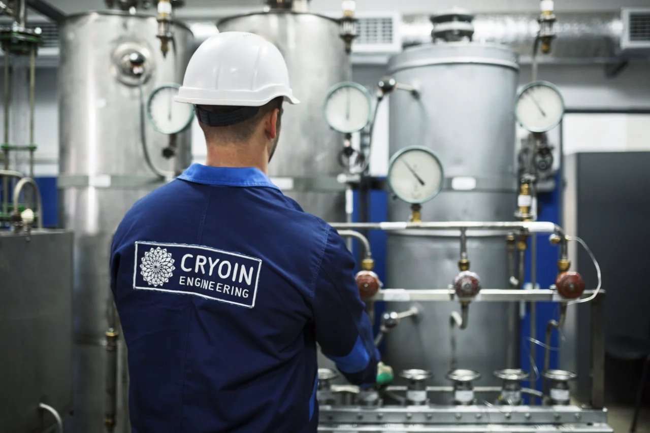 Romanian company linked to Russians wanted by Ukraine – NV ...